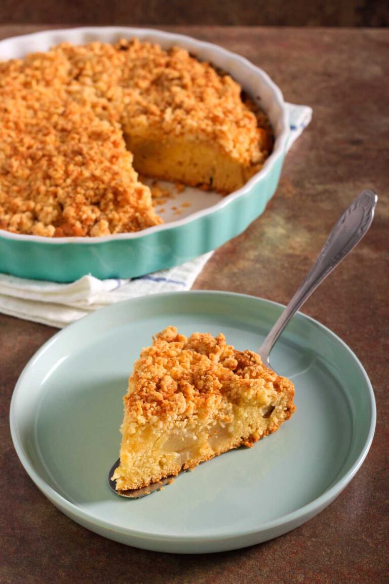 Mary Berry Pear Crumble | British Chefs Table