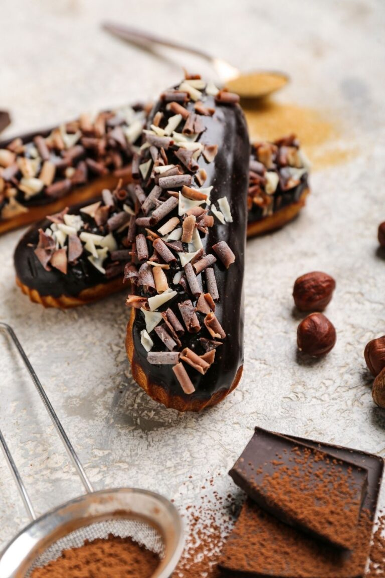 Mary Berry Chocolate Eclairs | British Chefs Table
